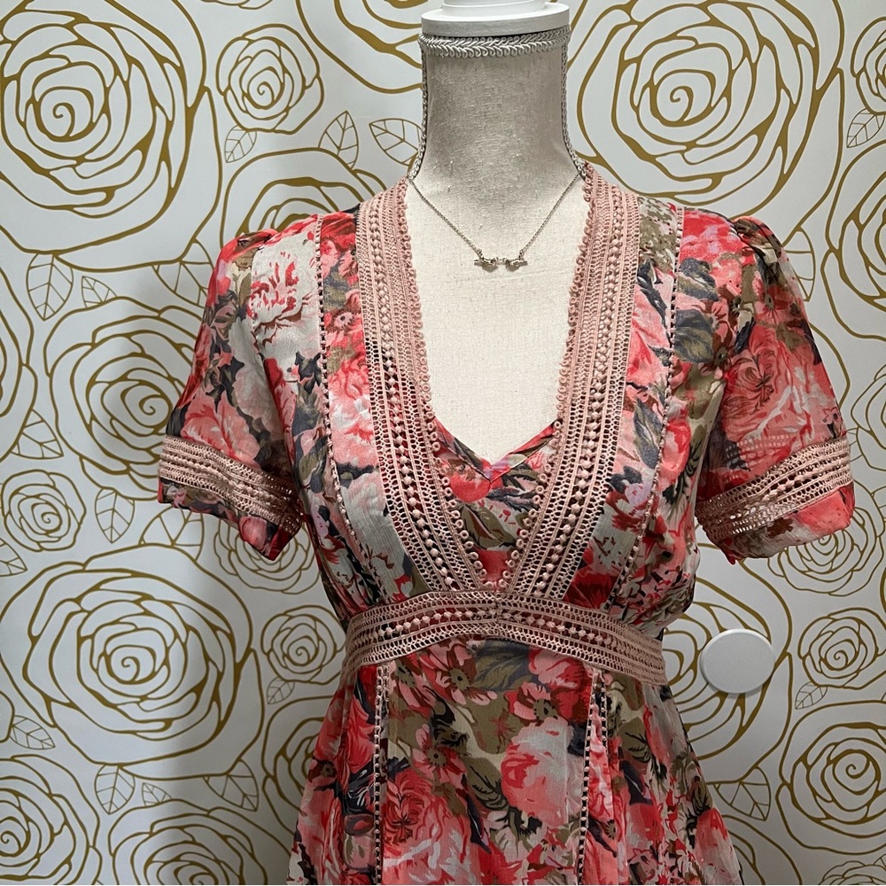 Anthropologie Ranna Gill Rose Bouquet Fit & Flare Kne… - Gem